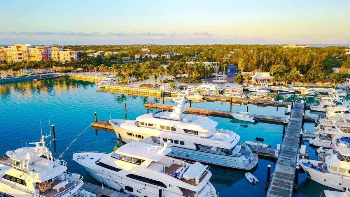 Yacht Docking | How to Dock a Boat Safely | Porto Montenegro